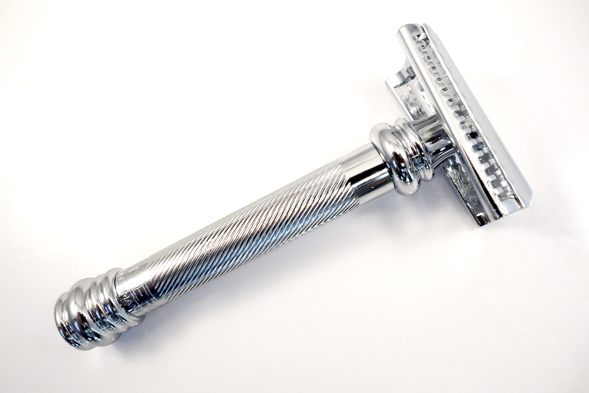 Merkur 39C Slant Bar Heavy Duty Chrome Safety Razor with Barber Pole H
