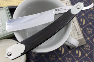 Vintage Straight Razors | Old Fashioned Razor | Vintage Shaving Razors ...